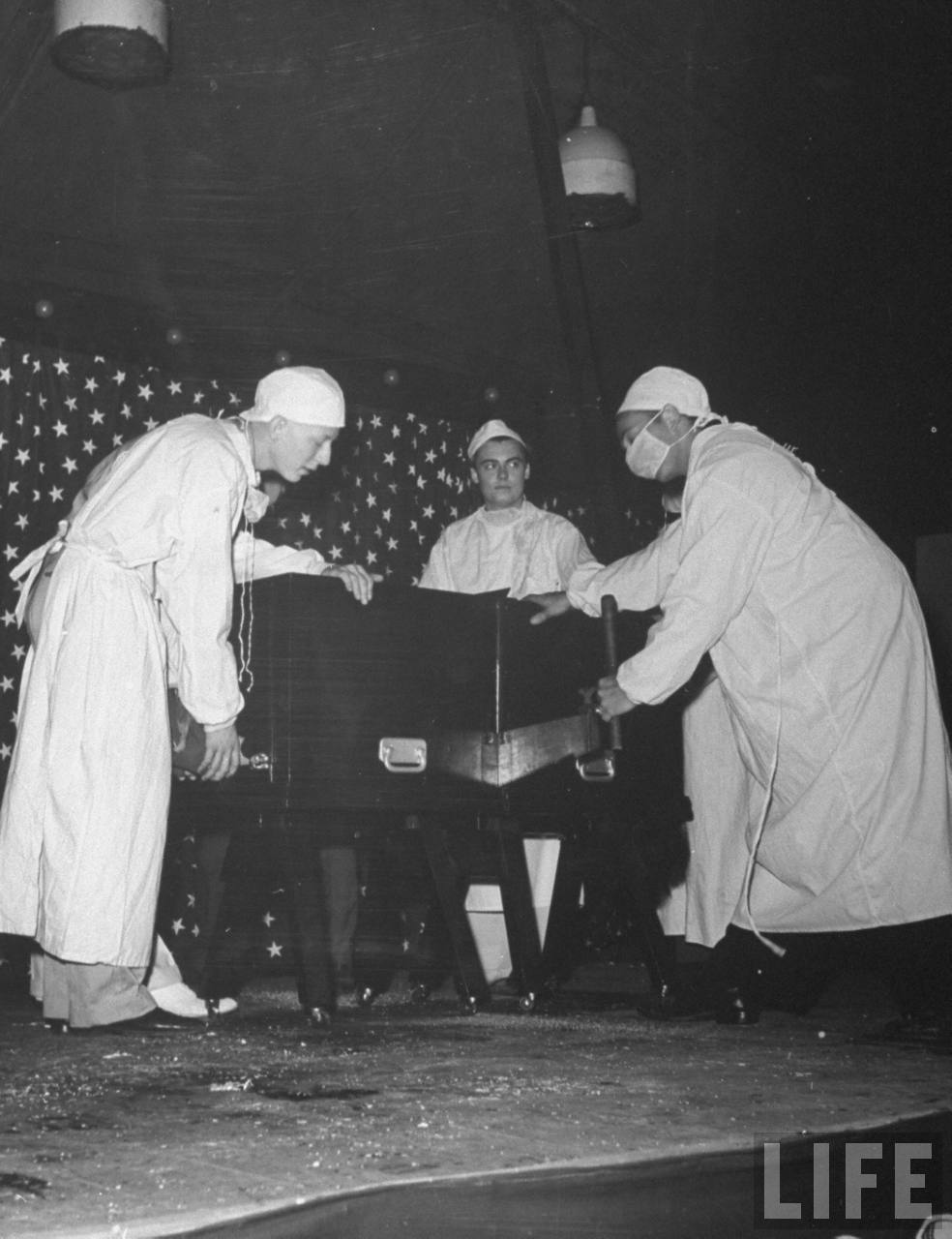 Time Machine to the Twenties: Mercury Theater Wonder Show Starring ...