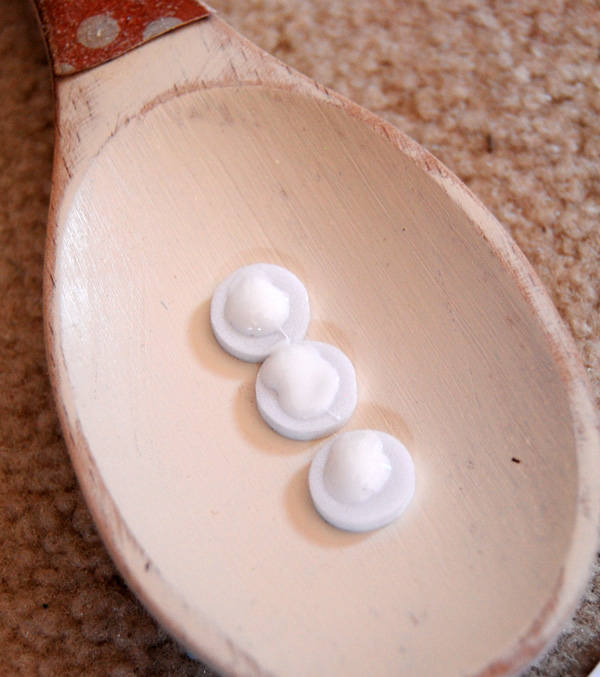 Thoughts of a Cardmaking Scrapbooker!: Altered Wooden Spoon Tutorial!