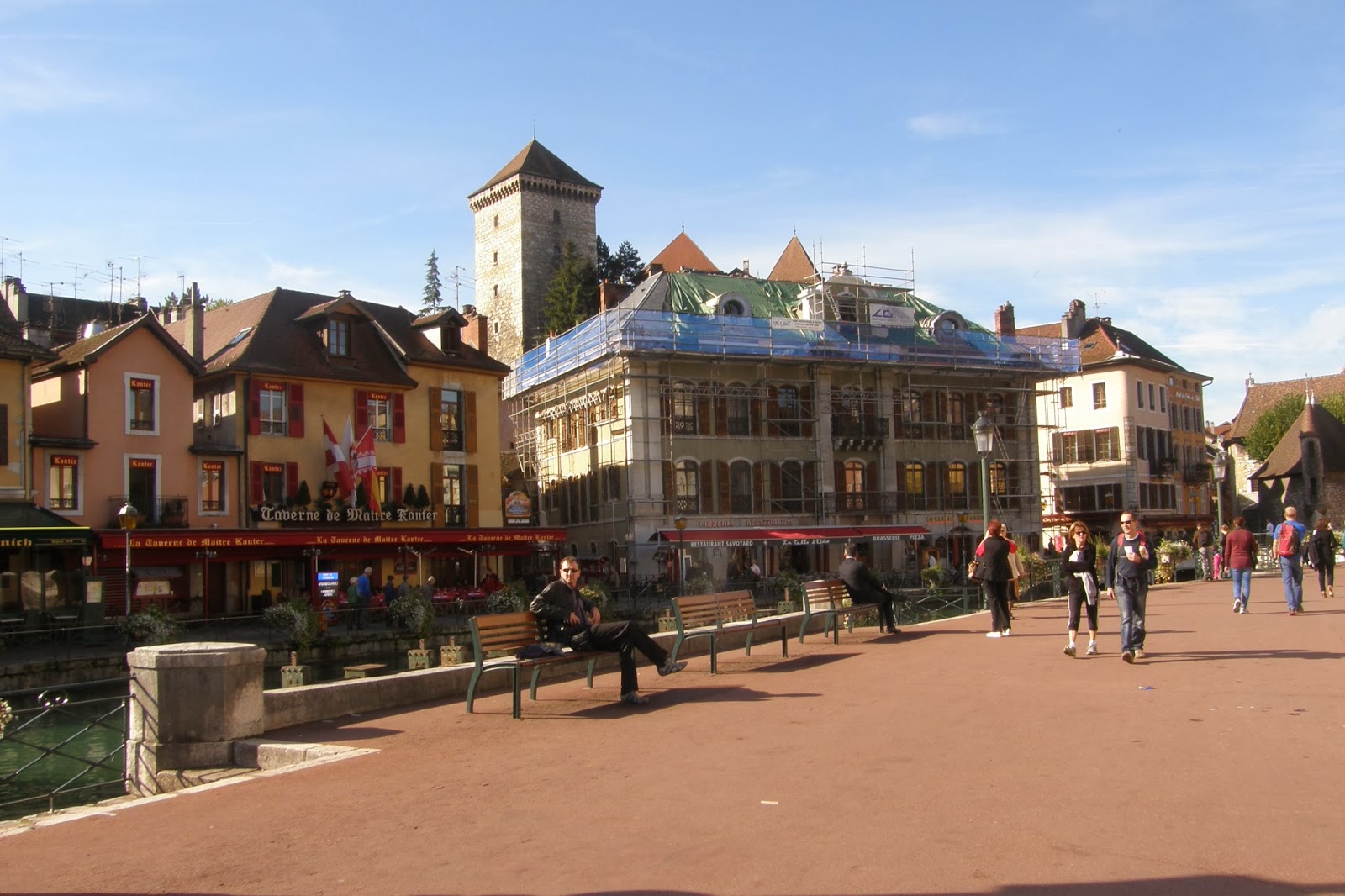 NoéAmeLePliage: ANNECY [ Anesí ]