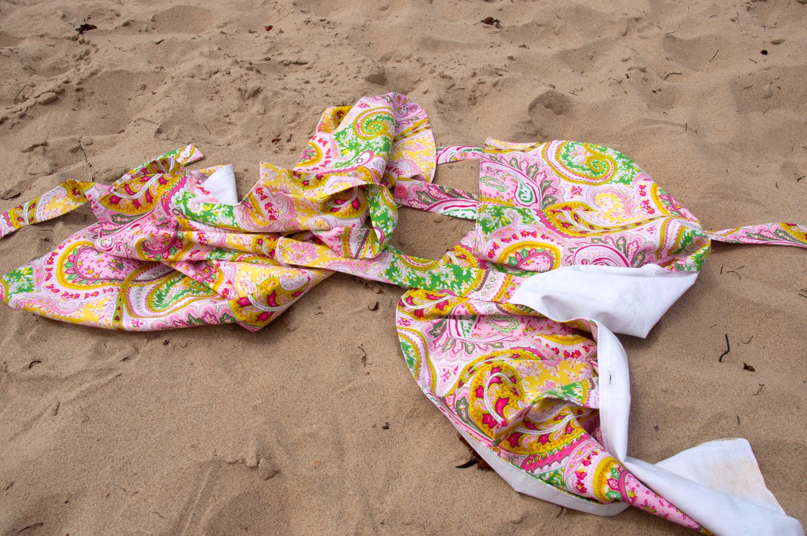 Aesthetic Nest: Sewing: Beach Dresses for Three