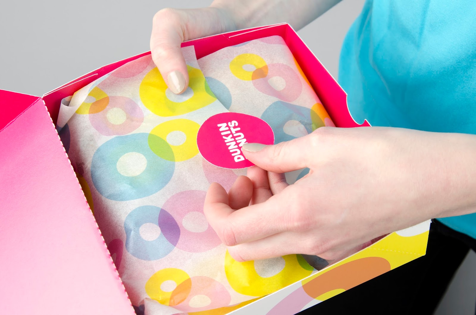 Dunkin Donuts (Student Project) on Packaging of the World - Creative ...