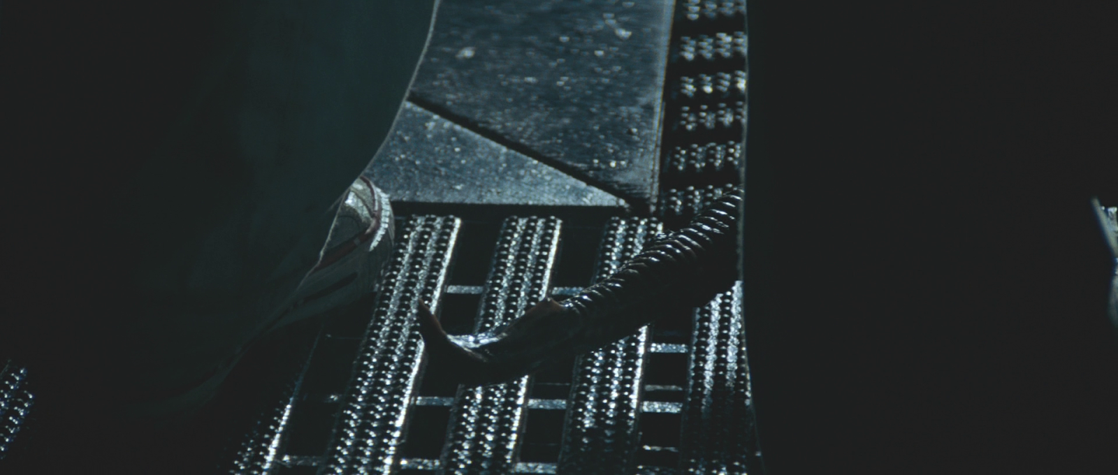 Dave's Film Reviews. . .and stuff.: What happened to Lambert?