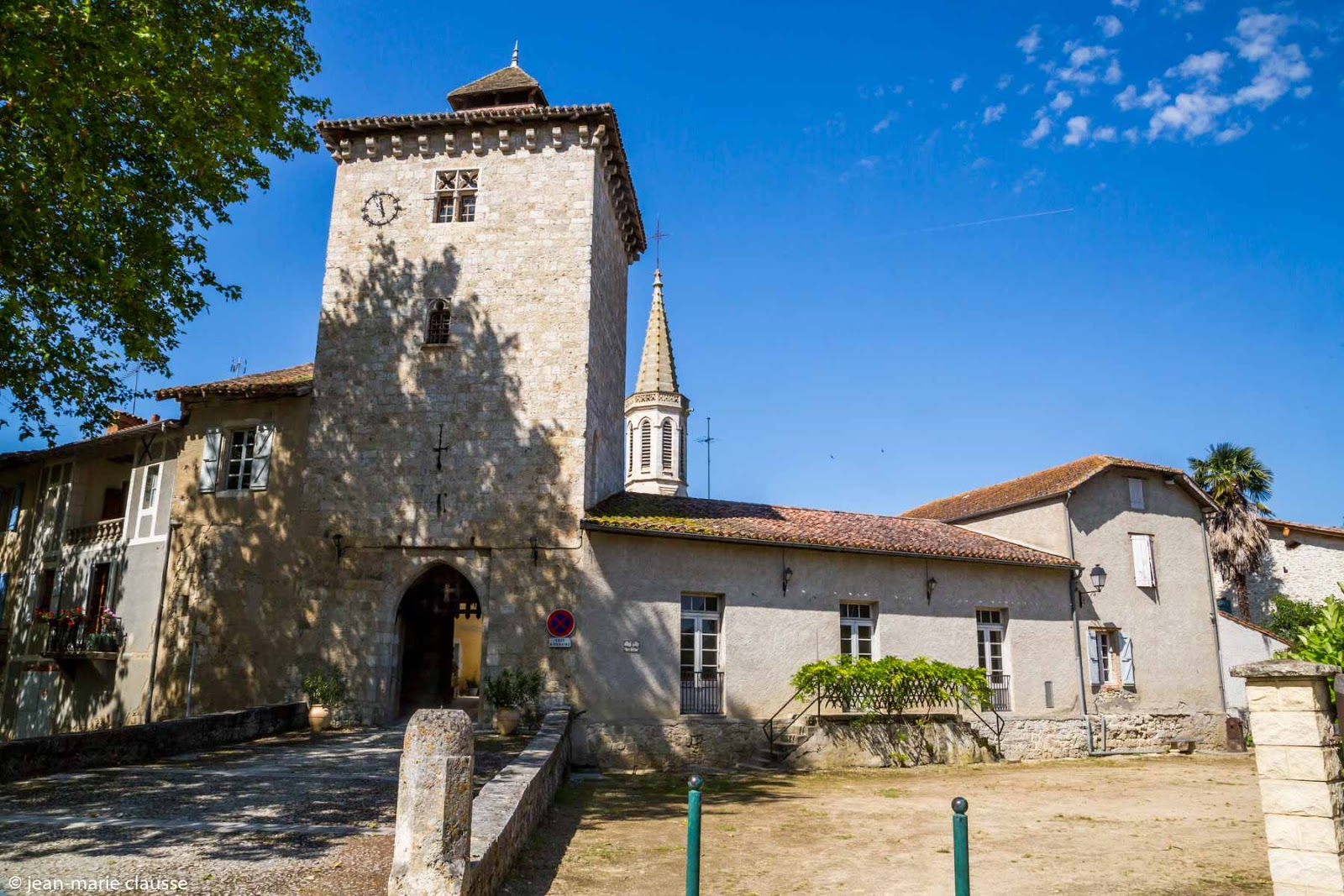 Découvrir la France en photos: 103 - SARRANT. (Gers -32)