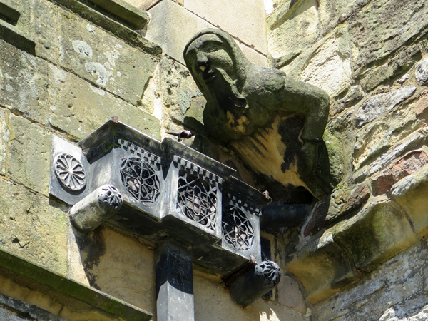 The Language of Stone: Haddon Hall - Building Stones