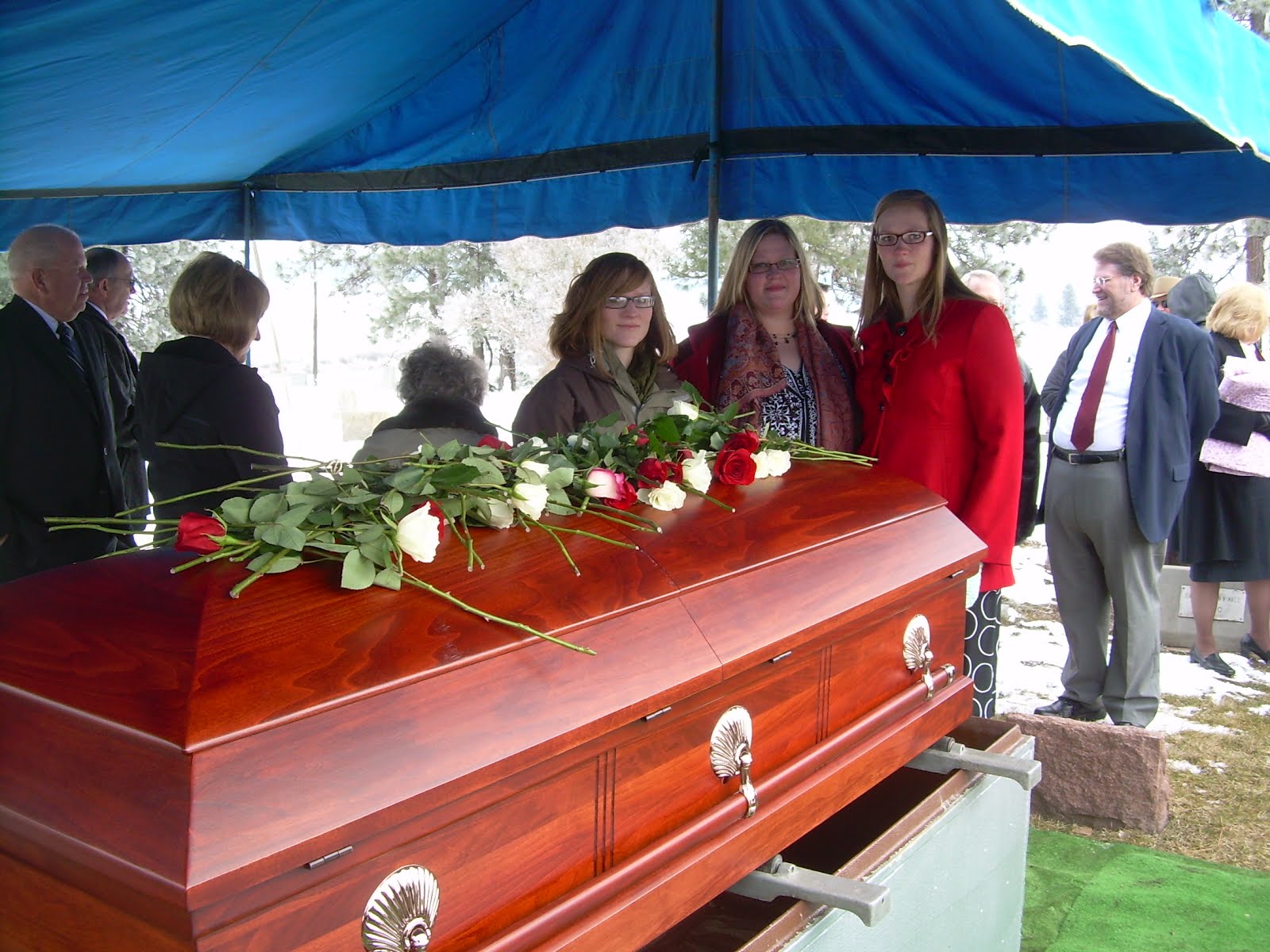 Turn the Hearts: Wanda Myrl ROBERSON REASOR (30 Jul 1921 - 22 Feb 2012)