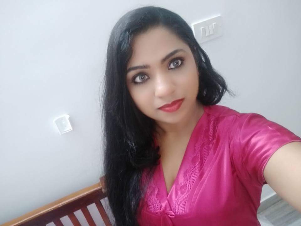 The Fresh Malayali: 'Oru Adaar Love' Actress Jipsa Beegum - Actress ...