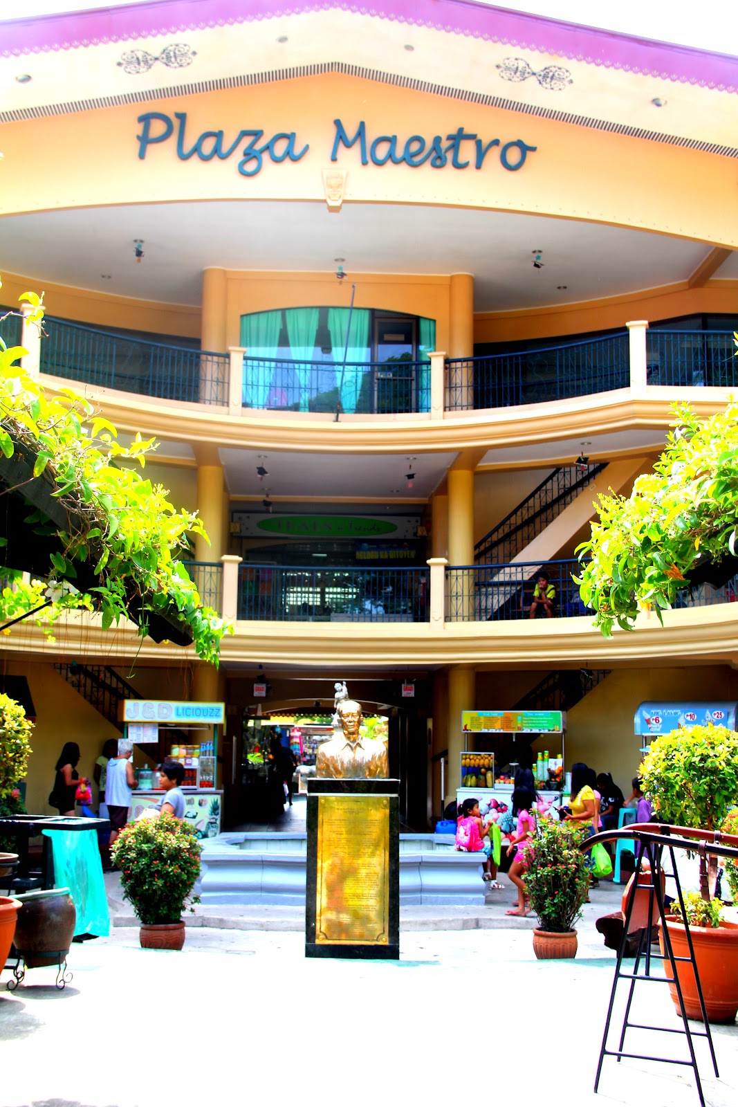 In and Around the Cobblestone Streets of Vigan