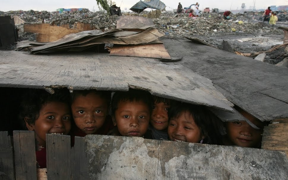 Las Fotos Mas Alucinantes: niños en la chabola