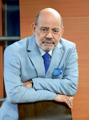 La "coherencia" del "periodista" y funcionario César Medina (2) : DESDE ...