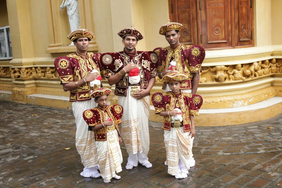 sri lankan traditional nilame suite ~ Wedding Sri Lanka | bridal groom ...