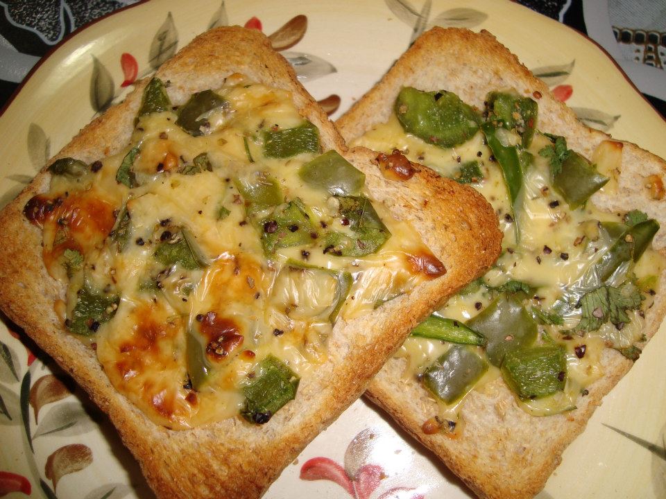 Pakistani Kitchen: Cheesy Chilly Toasties with Ginger Cardamom Tea