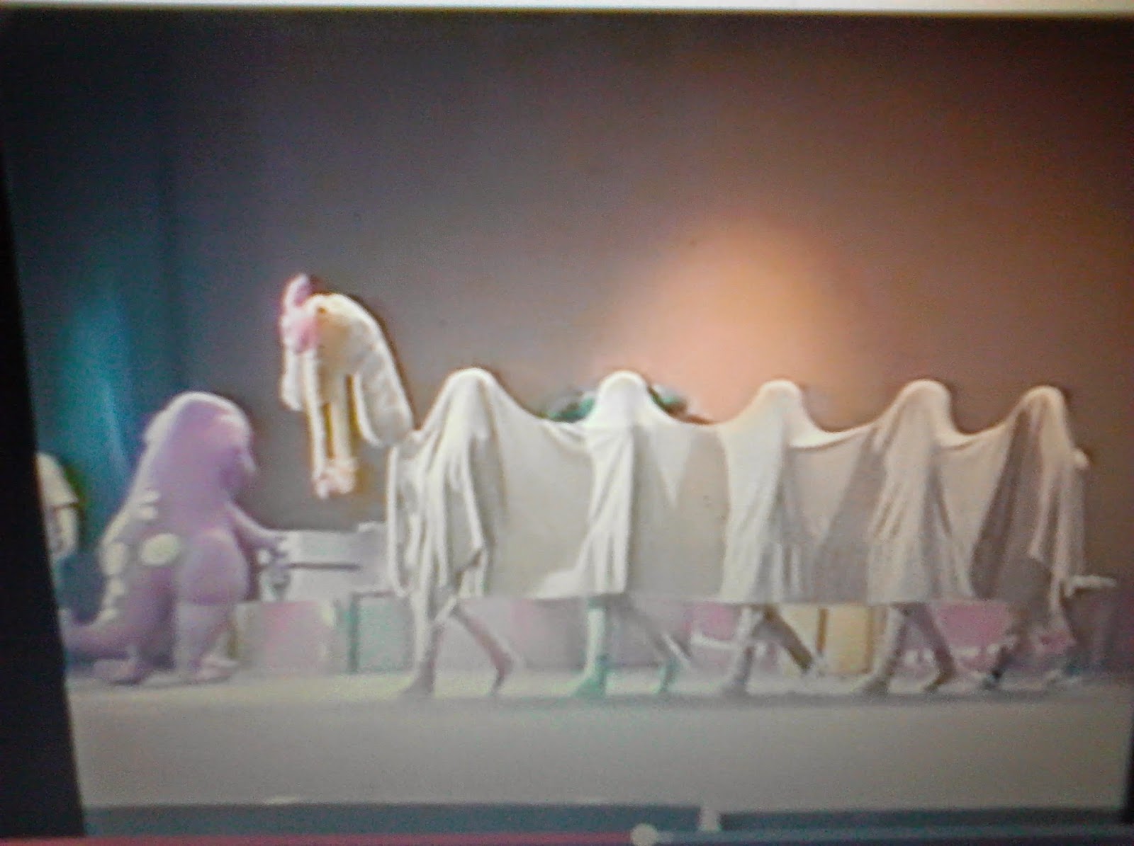 Whatsoever Critic: "Barney In Concert" Video Review