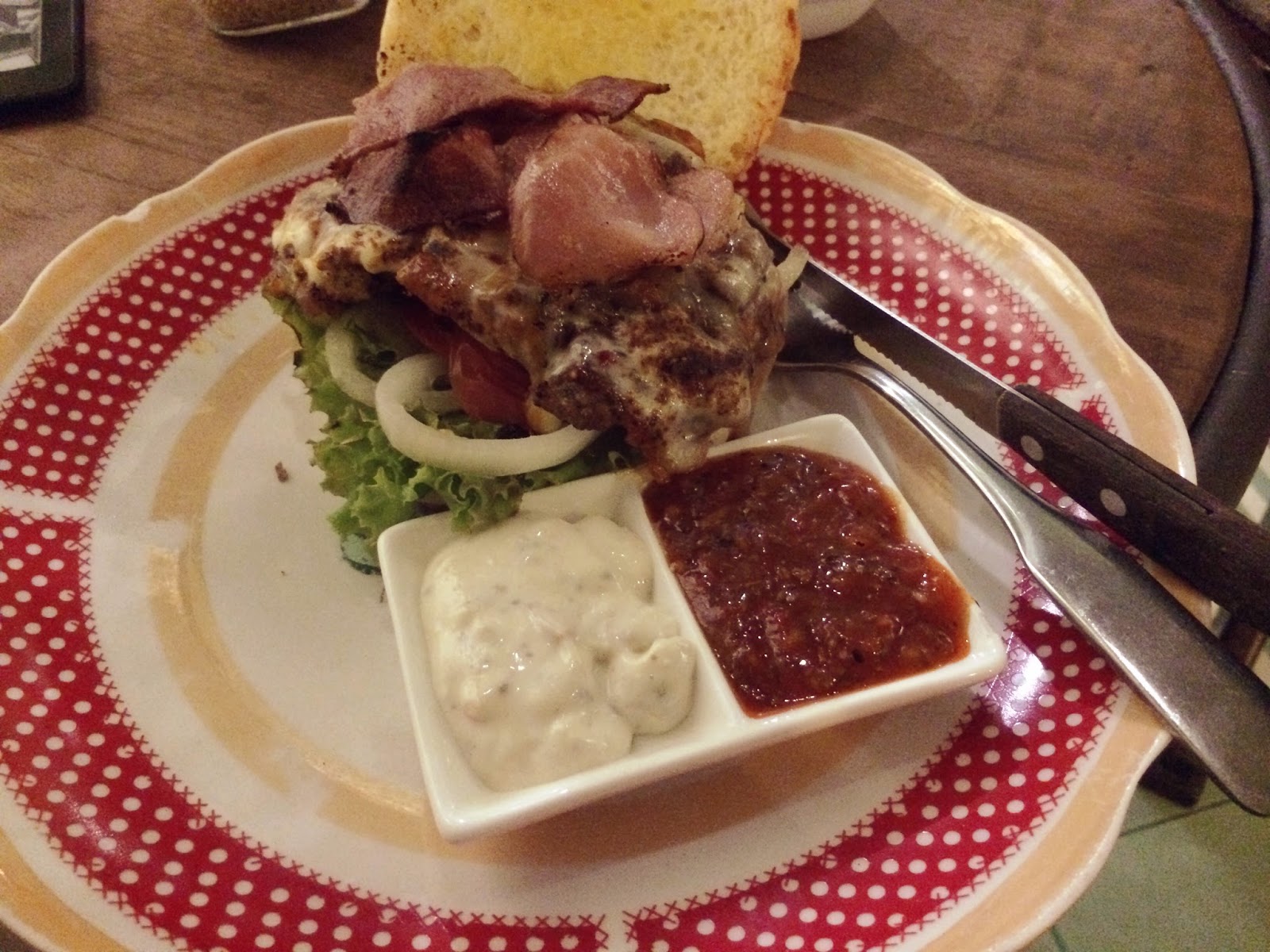 Surabaya Gourmet: Carpentier Kitchen