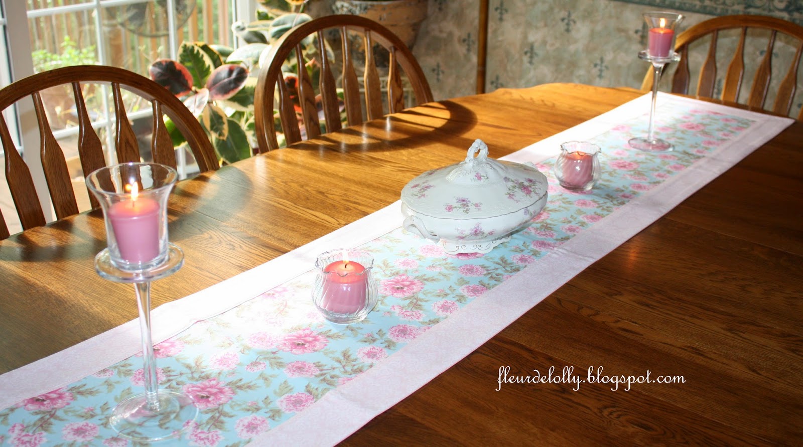 Fleur de Lolly: A Springtime Table Setting