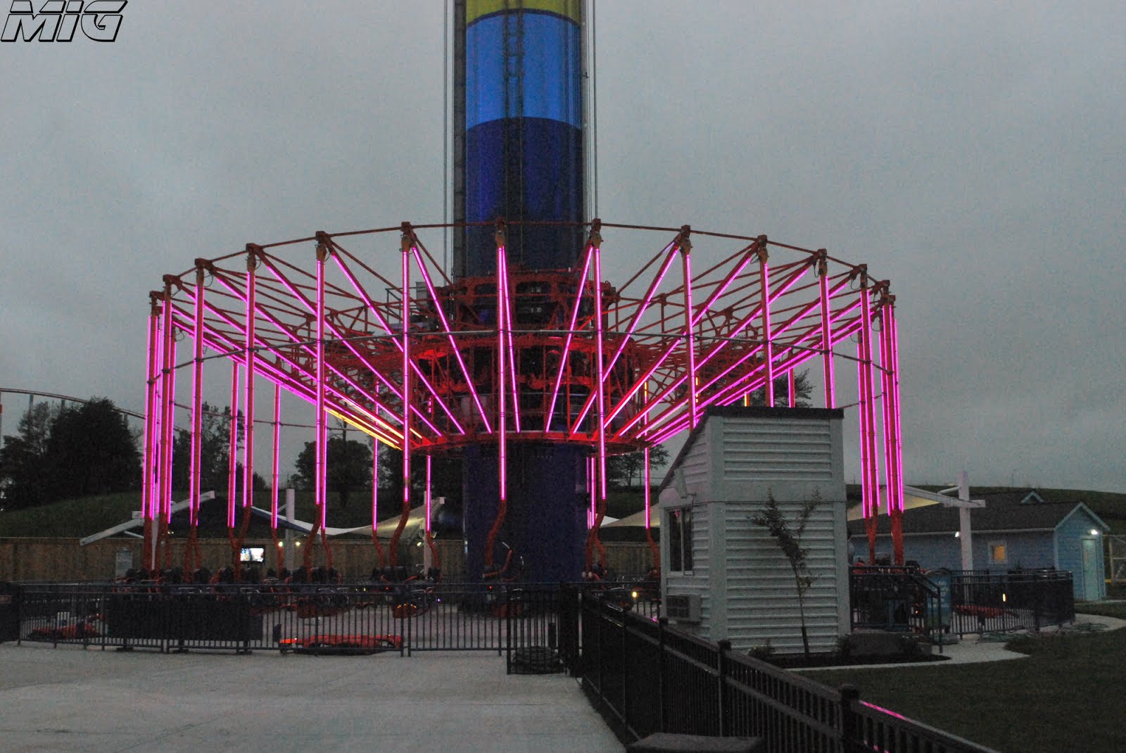 MidwestInfoGuide: Steel Hawk Construction (WOF)