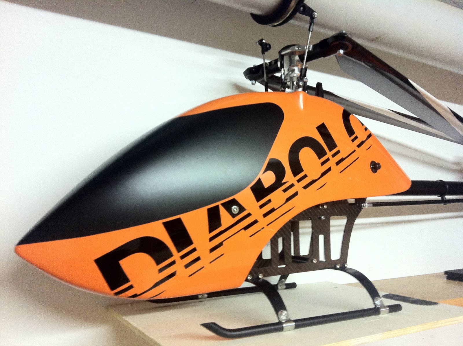 RC Heli - T-Rex 550 - Diabolo : April 2013