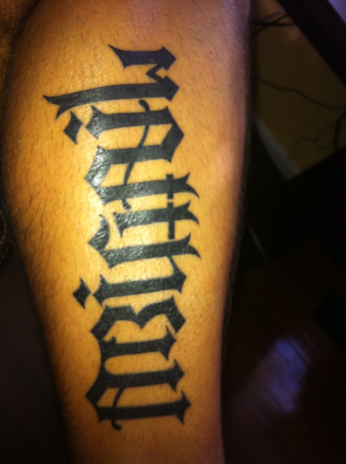 james-trapani-kids-name-tattoo-on-my-right-leg