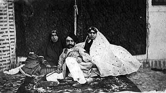 Foto Langka Putri Harem Raja Persia Nasser al-Din Shah Qajar