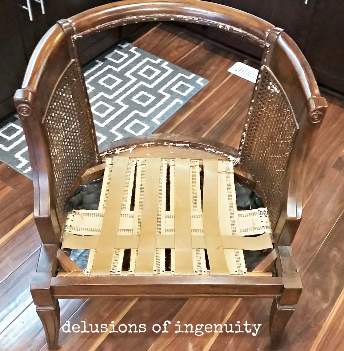 delusions of ingenuity: hooters {a vintage barrel chair makeover}
