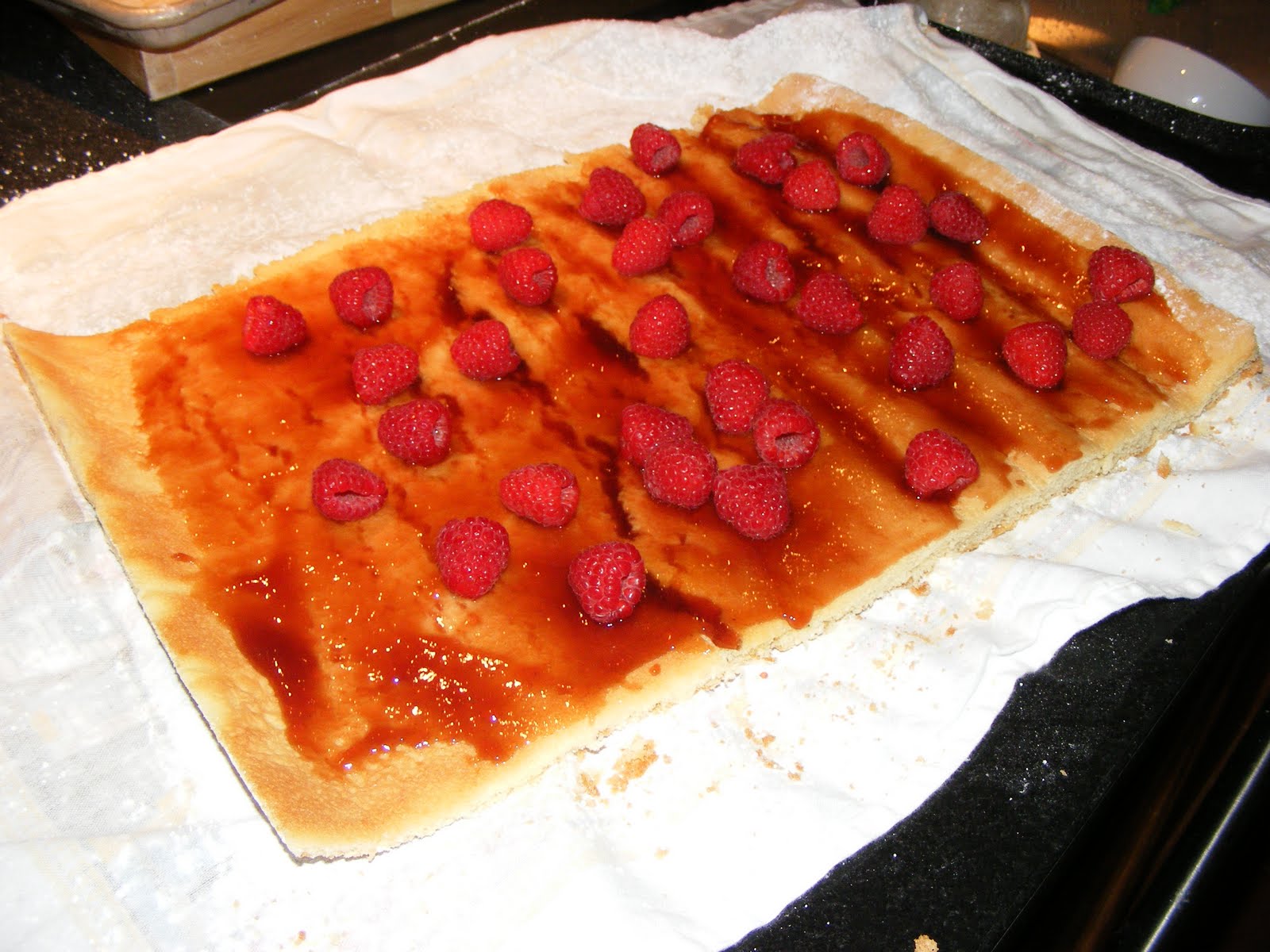 The Virtual Goody Plate: Raspberry Jelly Roll