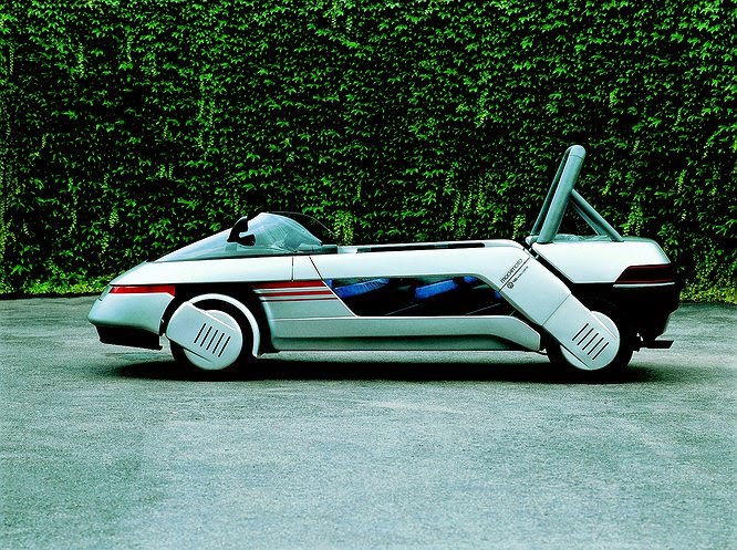 Viaggio nel futuro e ritorno: Italdesign Machimoto ed Italdesign Aztec ...