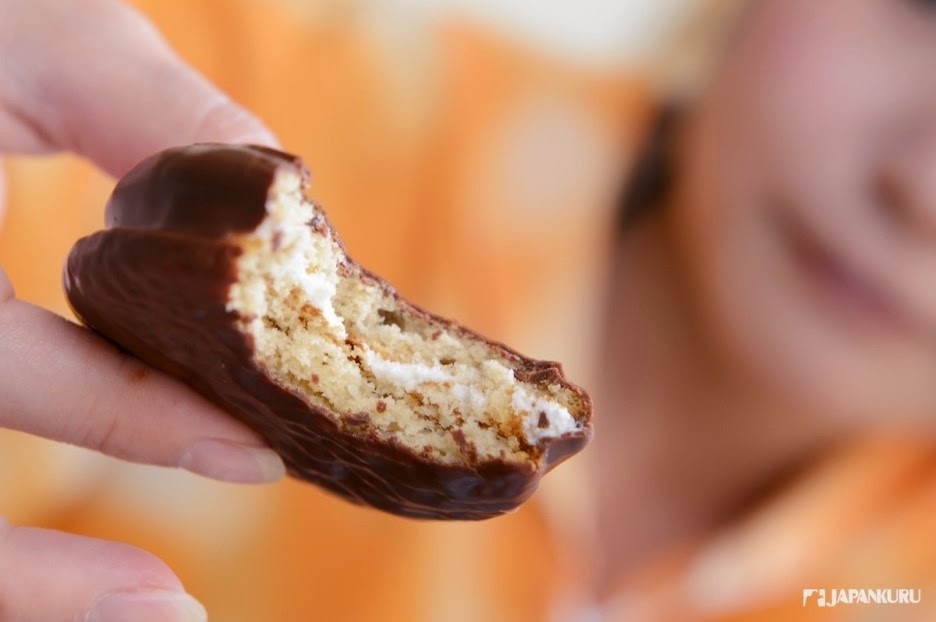 JAPANKURU: #Favorite Japanese Snack ♪ LOTTE Choco Pie~ How Sweet!