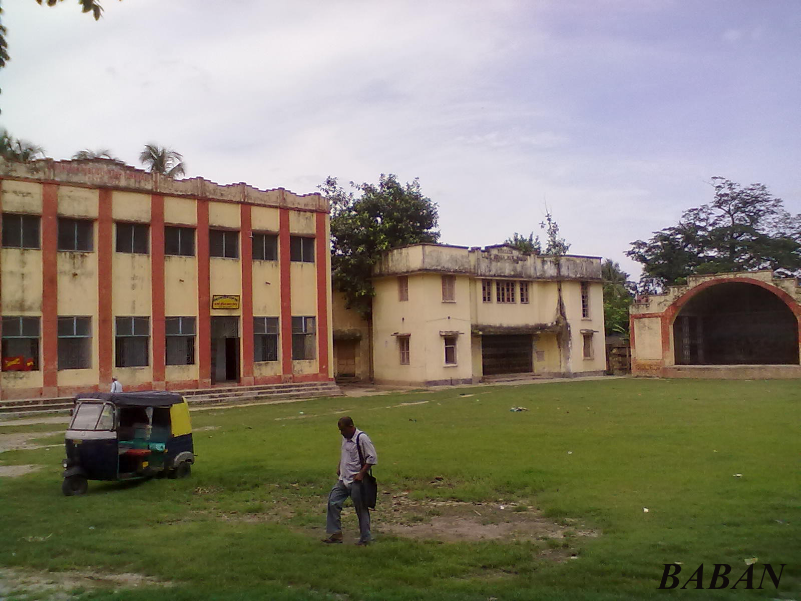 BABAN: Gov.Poperty of Bongaon