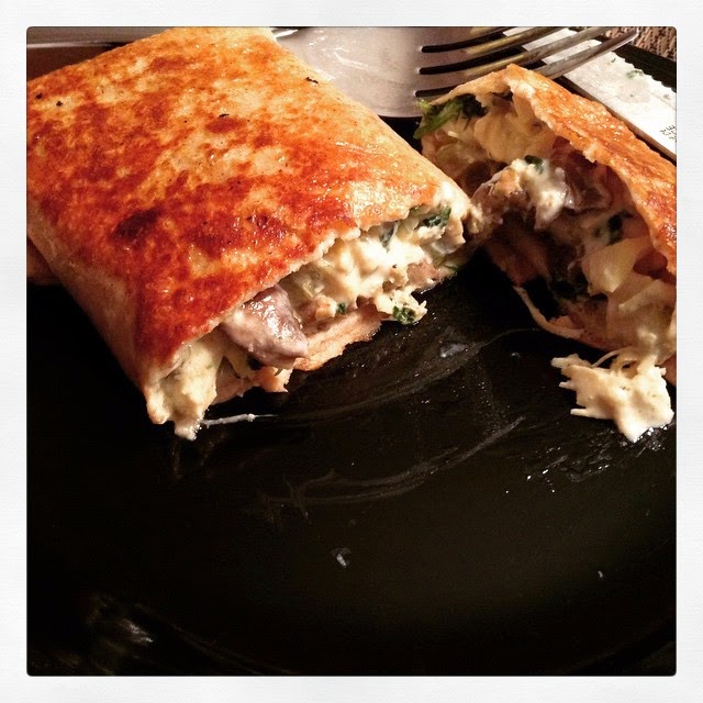 Hearts of Trees: Easy modified chicken and mushroom blinis!