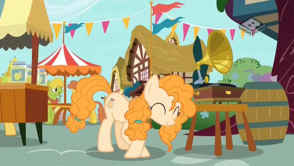 Equestria Daily - MLP Stuff!: "A Perfect Pear": Episode Followup