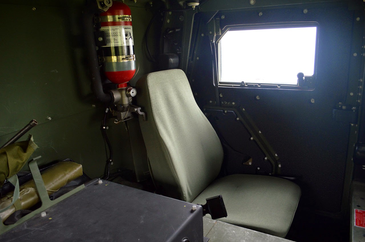 US Army Humvee Driver: Driven to Work Photos - Latest Auto Design