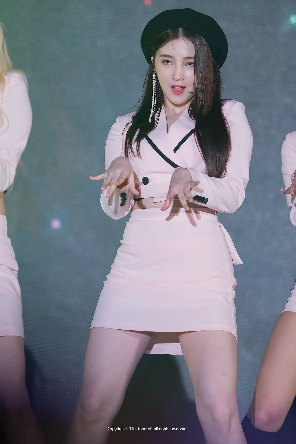 MOMOLAND Nancy is so beautiful in pink - Who's your bias?