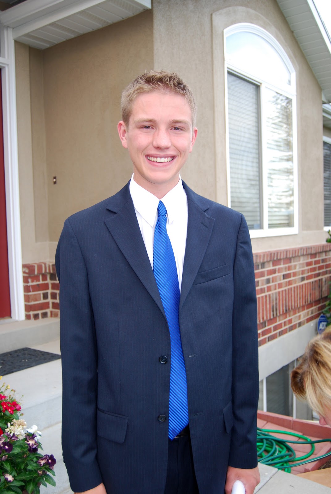 Elder Tyler Monson: Good-bye, off to Guatemala CCM