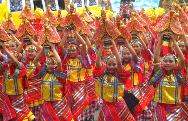 mybeautifulILOILO: Embracing the Fun and Colors of Hinirugyaw ...
