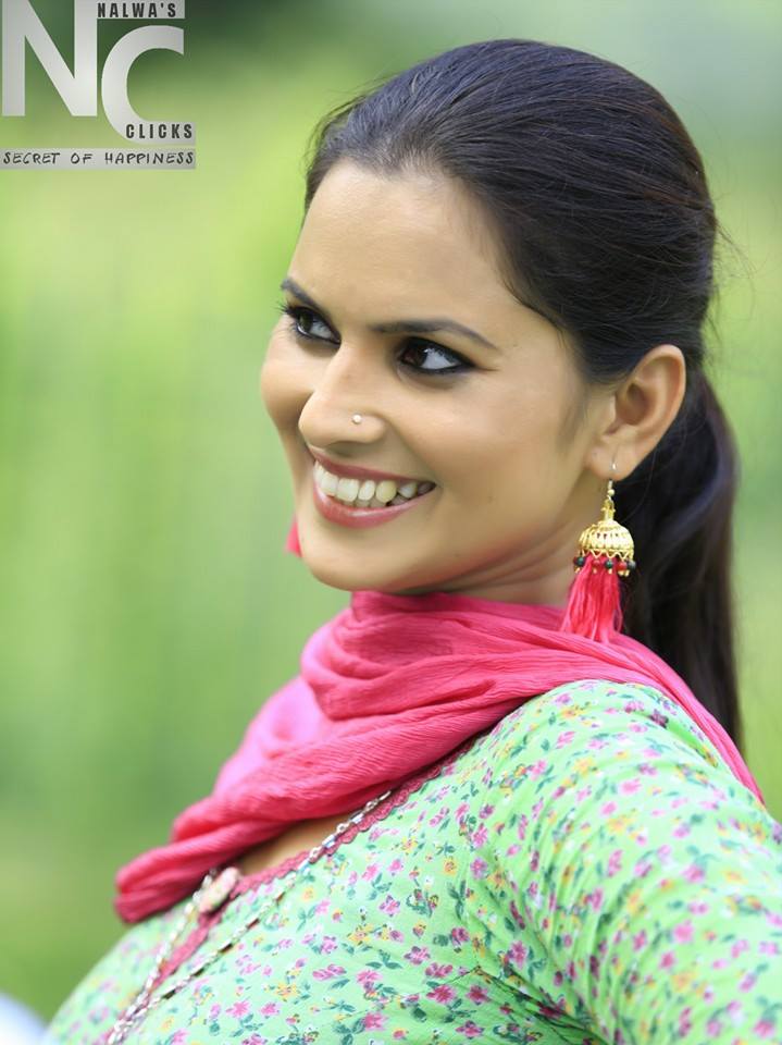 Actress Raj Dhaliwal