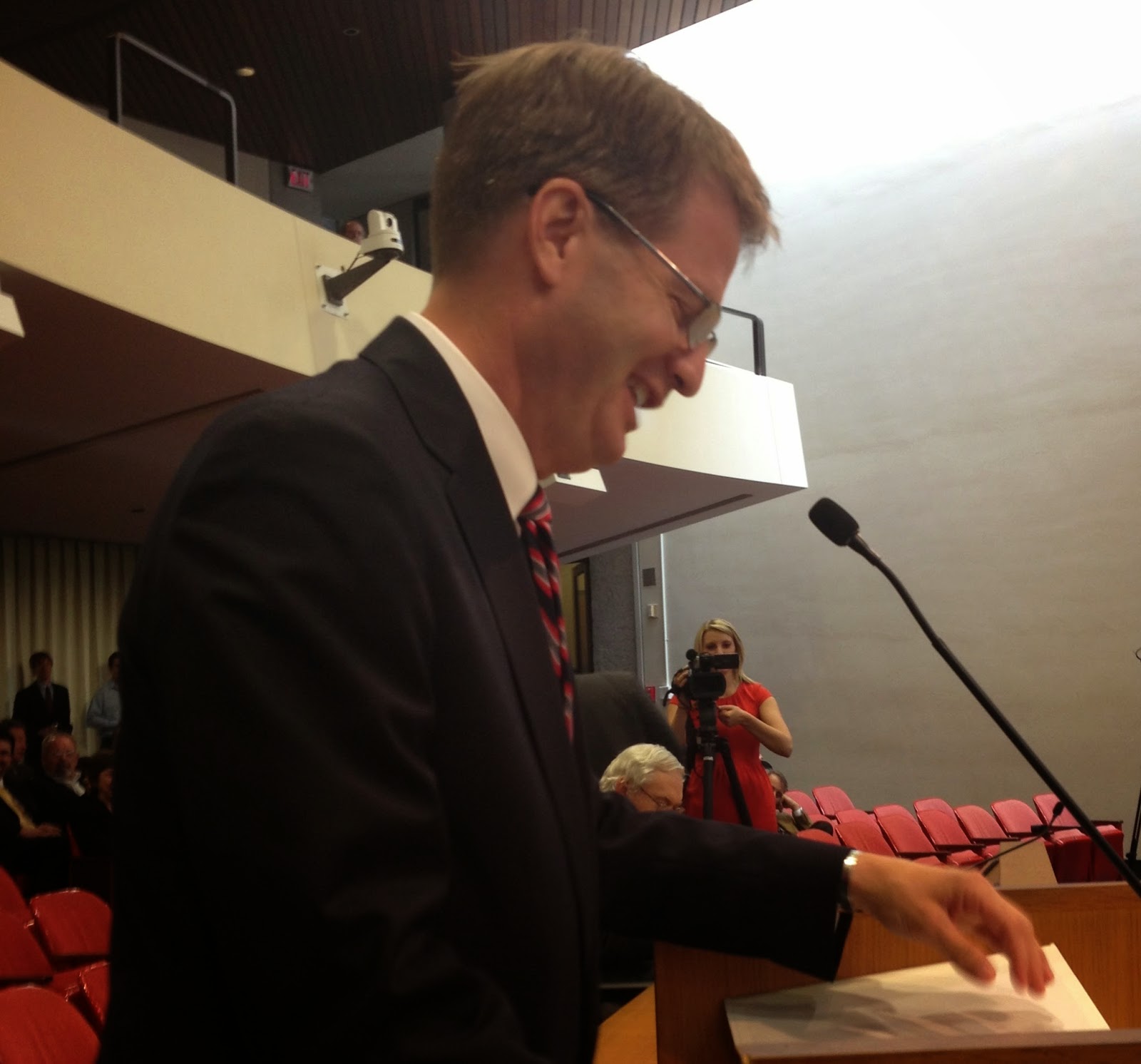 Screams from the Porch: Mayor Burchett unveils 'lean' budget