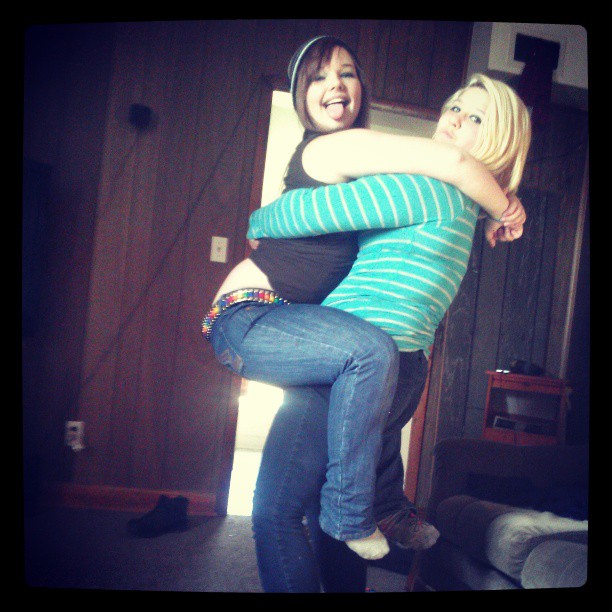 Strong Lift and Carry Photos and Videos - Strong Muscular Girls Lift ...