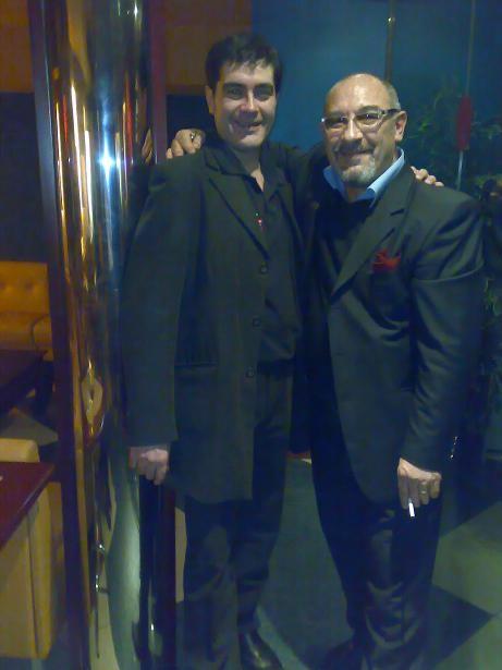 Roberto Malone Fan Club: PHOTO GALLERY