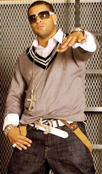 FOTOS DE CANTANTES: FOTOS DE JULIO VOLTIO