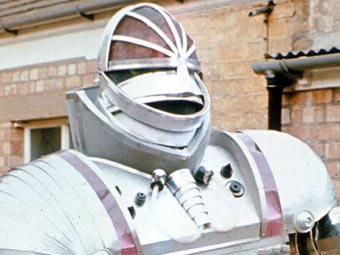 Geek Out Central: Classic Who Review-Robot