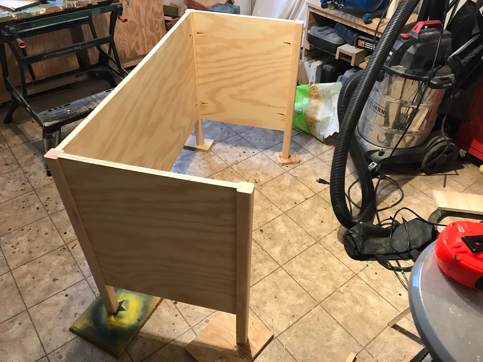 Building an Inexpensive Desk Part 2 - Building the Body | Small ...