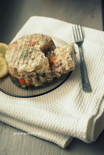 Proste Potrawy: Galaretka z mięsa drobiowego