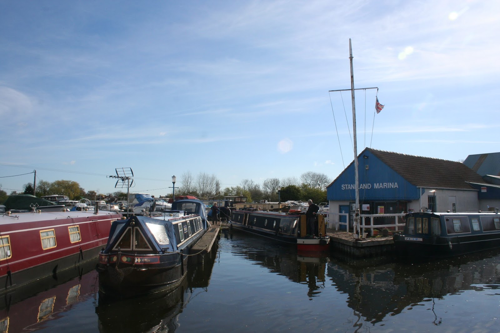 Narrowboat Annie: Thorne to Strawberry Island Boat Club