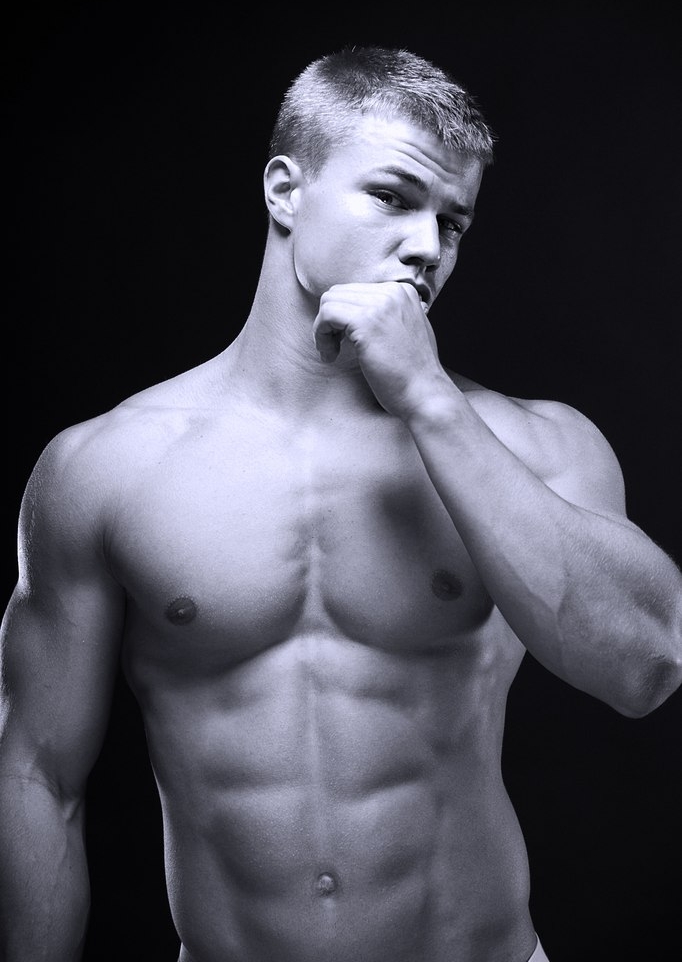 the beauty of male muscle: young muscle