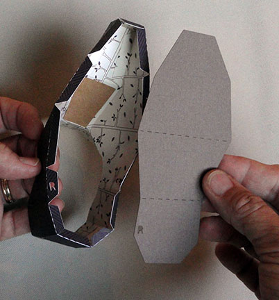 Needles 'n' Knowledge: 3d Cowboy Boot Papercraft Tutorial