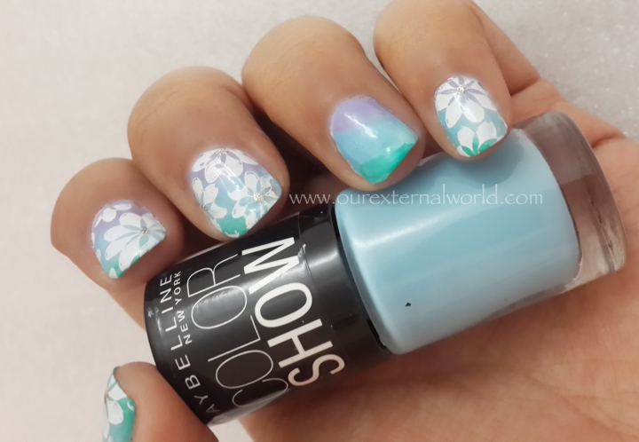 Diagonal Gradient Nail Art