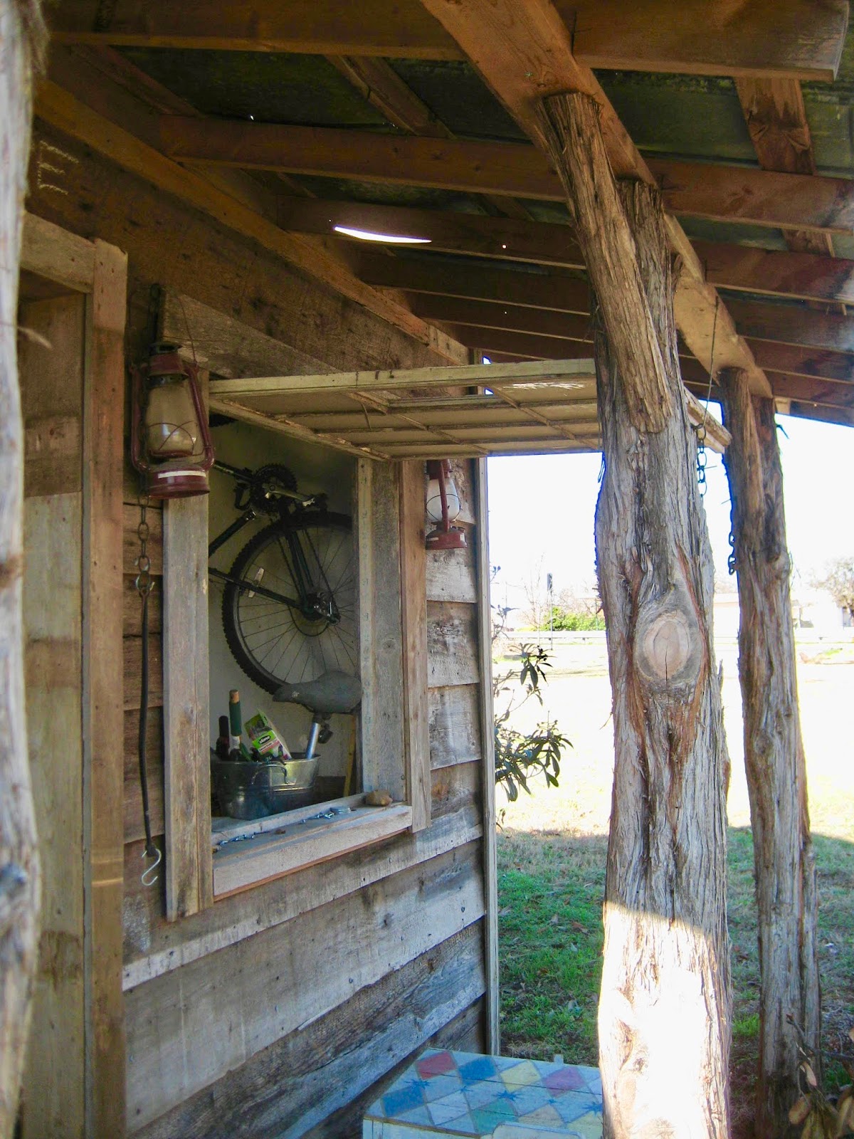 At Rivercrest Cottage: Unusual Building Objects