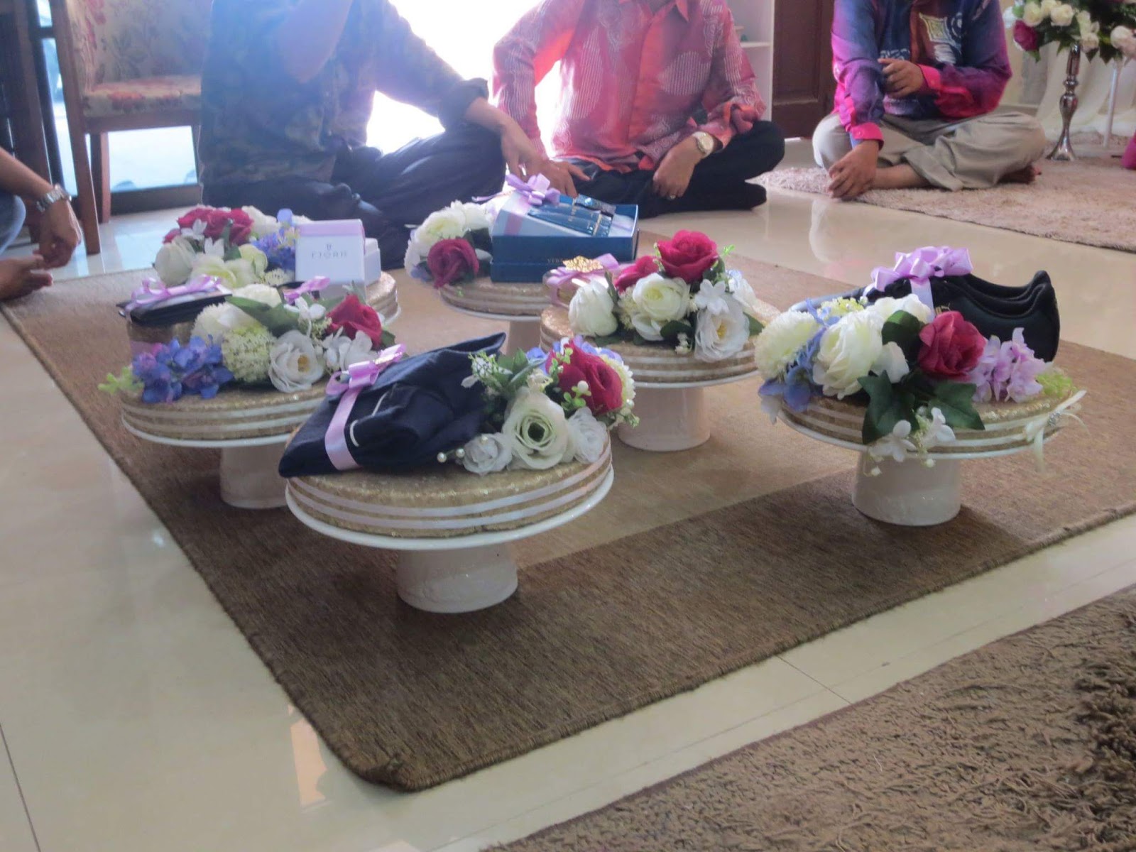 DIY Cake Stand atau Dulang Hantaran