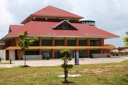 ASRAMA KPTM BATU PAHAT: Pengenalan