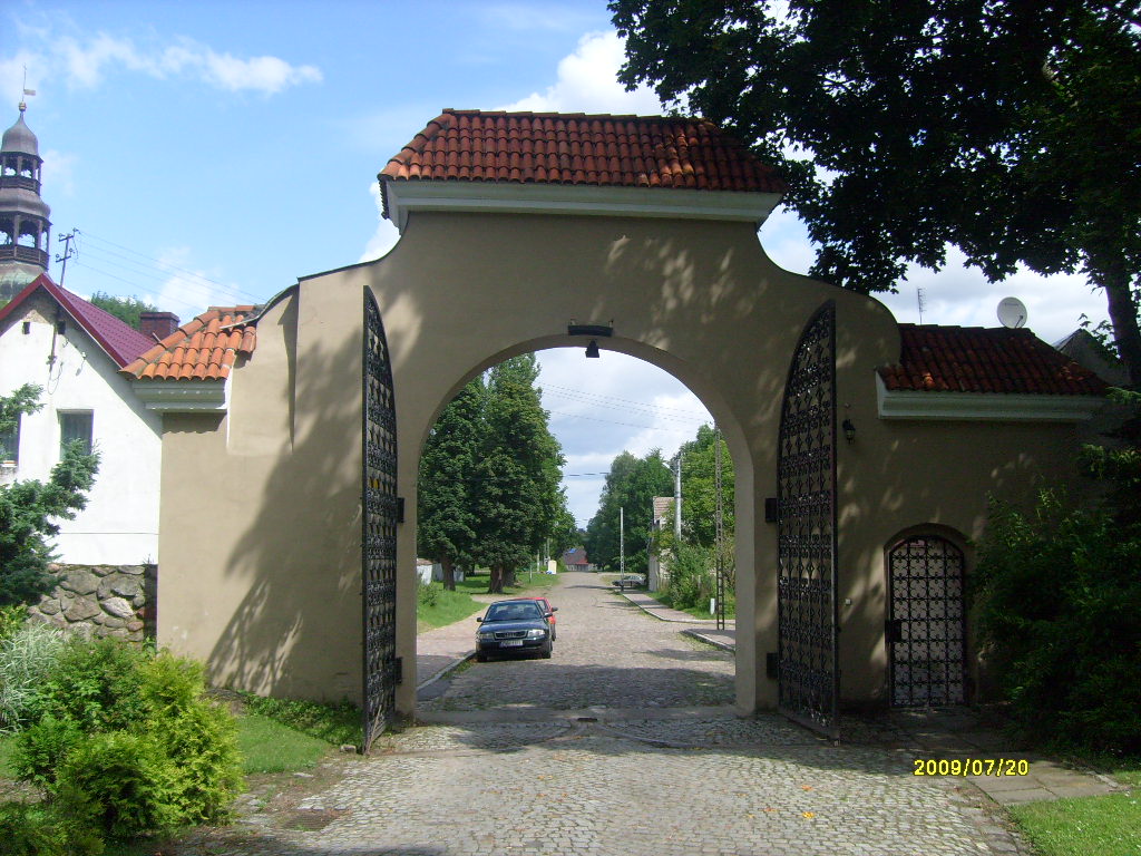 ZAMEK W TUCZNIE | WYCIECZKI PO POLSCE