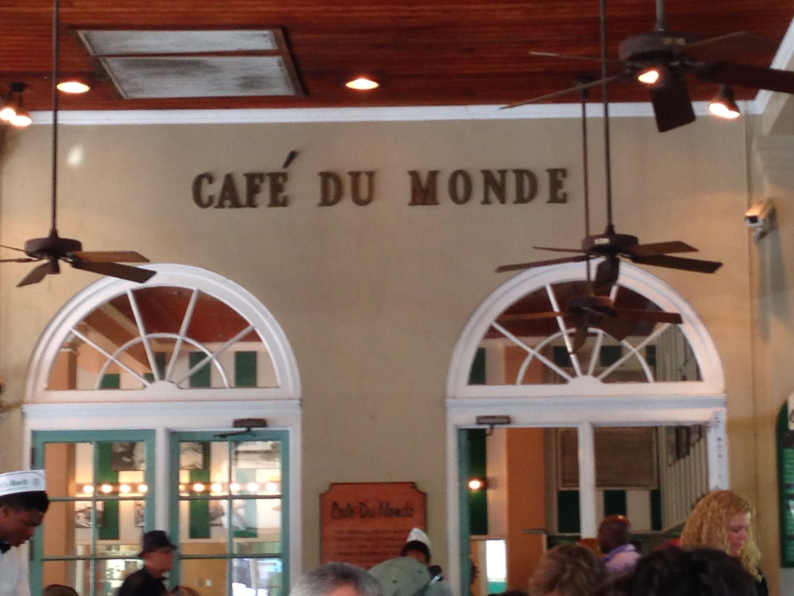 Raised Southern : Cafe Du Monde - New Orleans